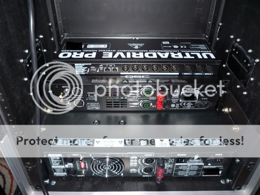 Amps racked - rear bracket mods