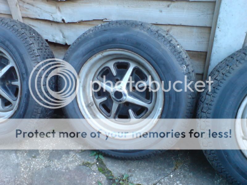 ford cortina rostyle wheels-Kent | Retro Rides