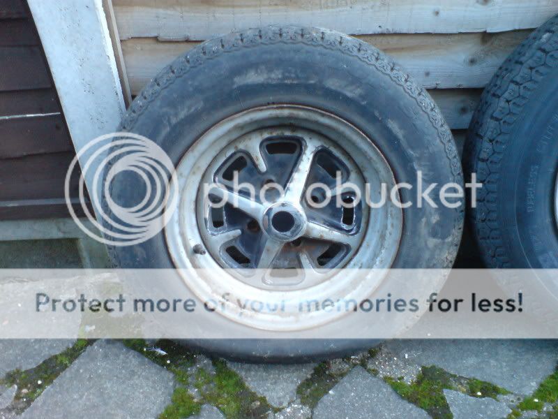 ford cortina rostyle wheels-Kent | Retro Rides